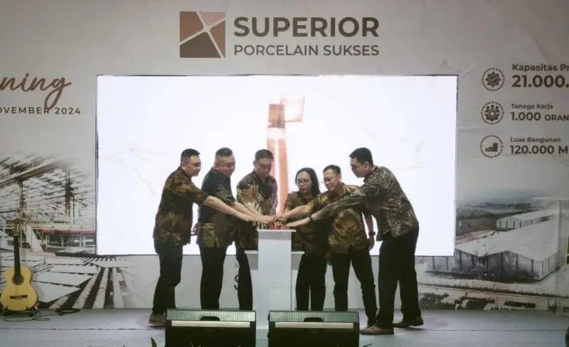 PT Superior Porcelain Luncurkan Granit Berkualitas Harga Kompetitif di ...